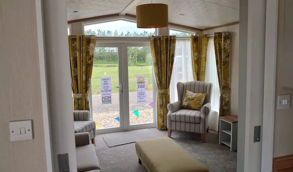 The Lodge - Stonham Barns Park - Holiday Park Homes